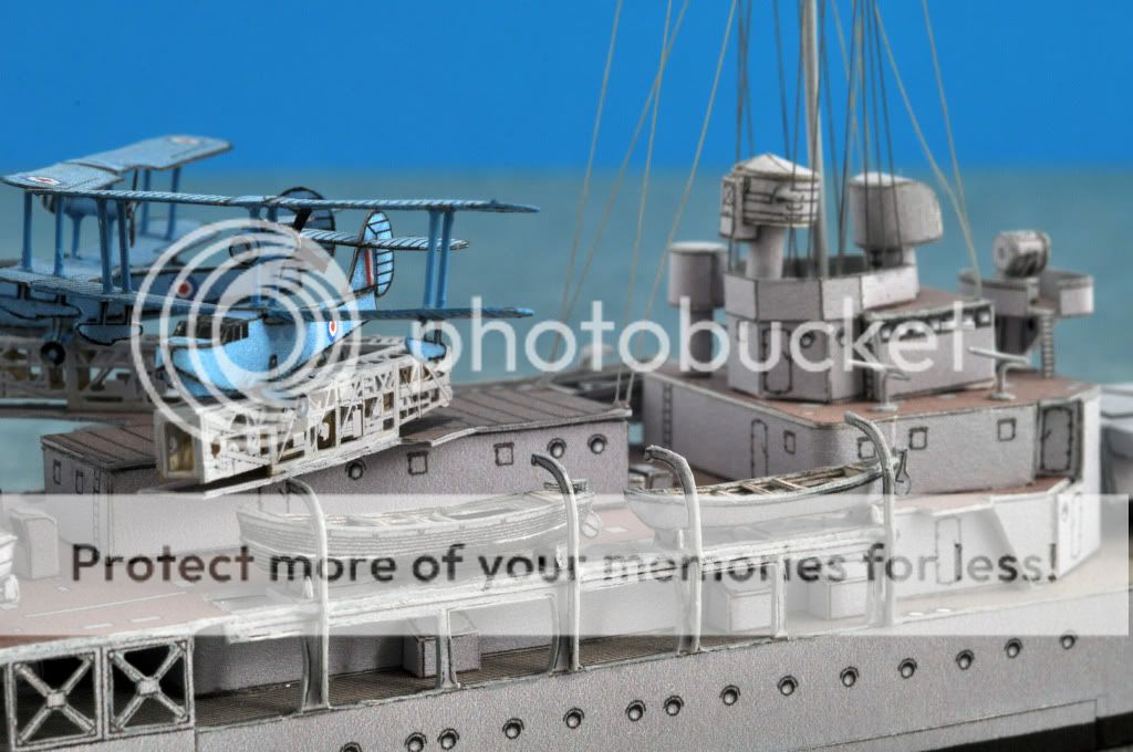 JSC cruiser EXETER - PaperModelers.com